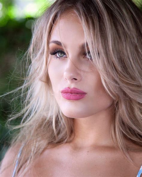 Mollie Gould La Novia De Luis Miguel Revolucionó Las Redes Con Una
