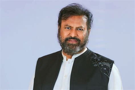 Mohan Babu Attacks Journalist Telugu Actor Mohan Babu Booked For