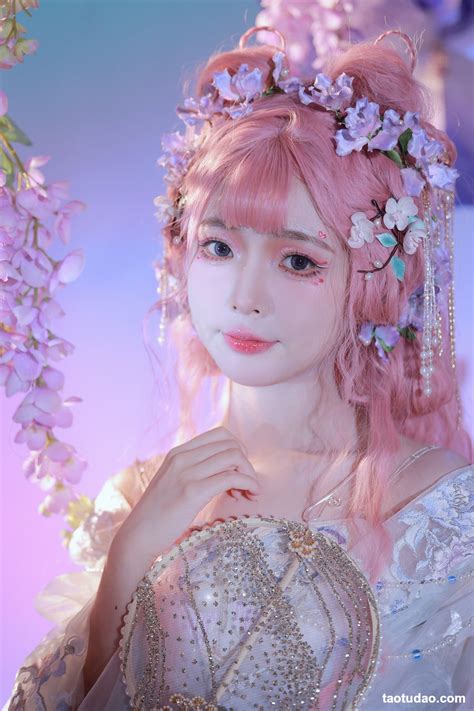 怀里猫ovo NO 01 花月夜蝶梦 21P 196MB 套图岛