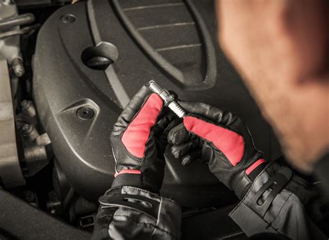 Up Your Driveability Diagnostics With Spark Plug Tester