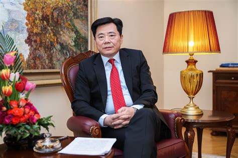 中国驻德国大使吴恳：共同抗疫成为加强中德务实合作的契机 封面新闻