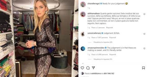 La tutina in pizzo di Chiara ferragni è dannatamente sexy Radio