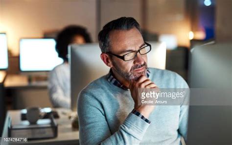 Time Limit Computer Photos And Premium High Res Pictures Getty Images