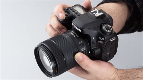 キヤノン「eos 80d」をフォトレポ！ 見た目は変わらないが中身は別モノ 週刊アスキー