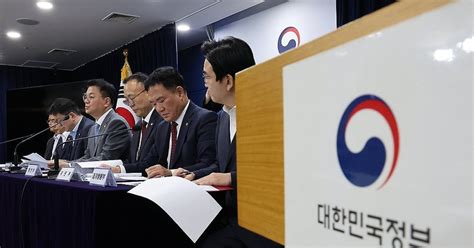 국토부 전기차 배터리 제조사·원료 등 정보공개 의무화