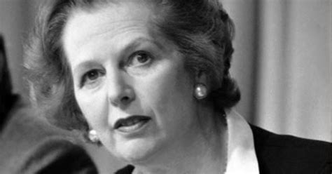 ‘칼리굴라의 눈·마릴린 먼로의 입술 가진 여성 정치인의 패션 정치 [박영실의 이미지 브랜딩]