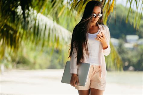 Puntos Esenciales Para Gestionar Las Redes Sociales En Verano Marficom