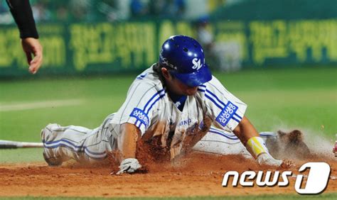 기분좋은 슬라이딩 뉴스1