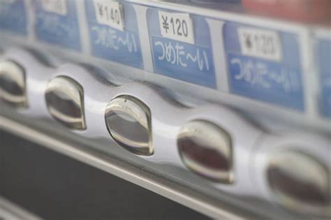 職場の缶コーヒーをやめるには？「つい買ってしまう」はステンレスボトルで解決！ ボトルライフ