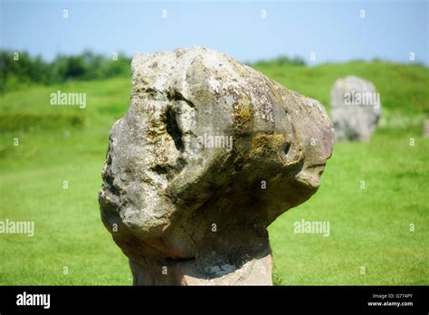 Monolithic Structure Hi Res Stock Photography And Images Alamy