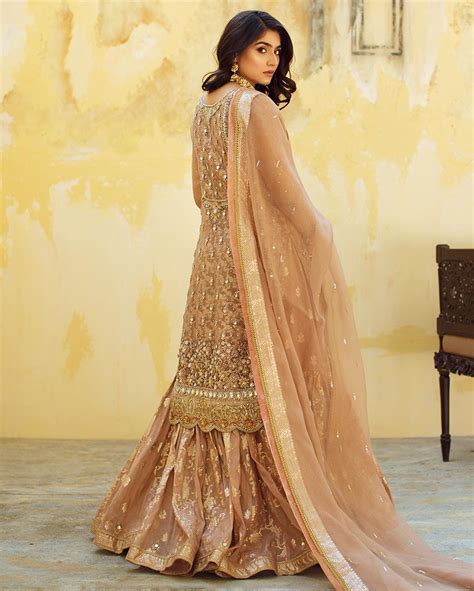 Dur E Fishan Saleem Looking Ethereal In Uzma Babar S Ensembles Reviewit Pk