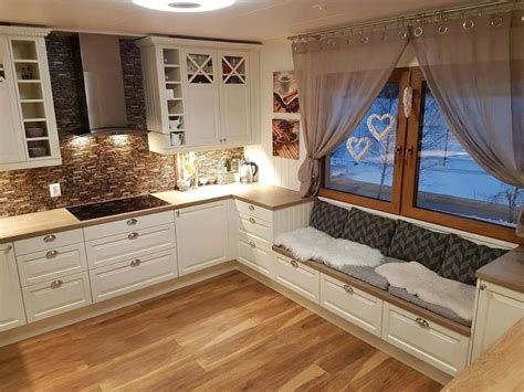 кухня в частном доме с низким окном 7 тыс изображений найдено в Яндекс Картинках Simple