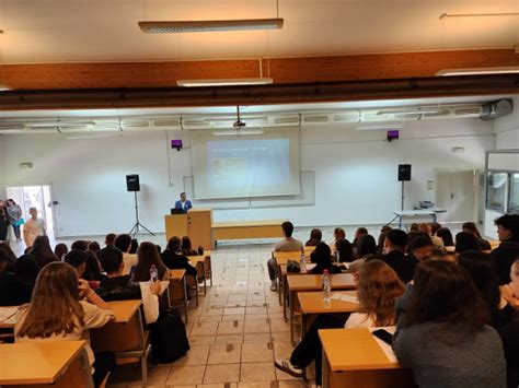 Се одржа „Отворен ден“ за матурантите на УЈИЕ Универзитет на Југоисточна Европа Најнови