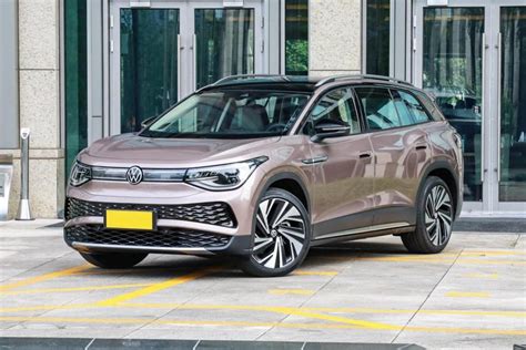 上汽大众ID6 X上市20多万起售中大型纯电SUV最高续航588km 凤凰网