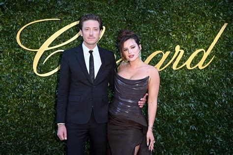 Bella Thorne Proposes To Mark Emms A Year After They Got Engaged