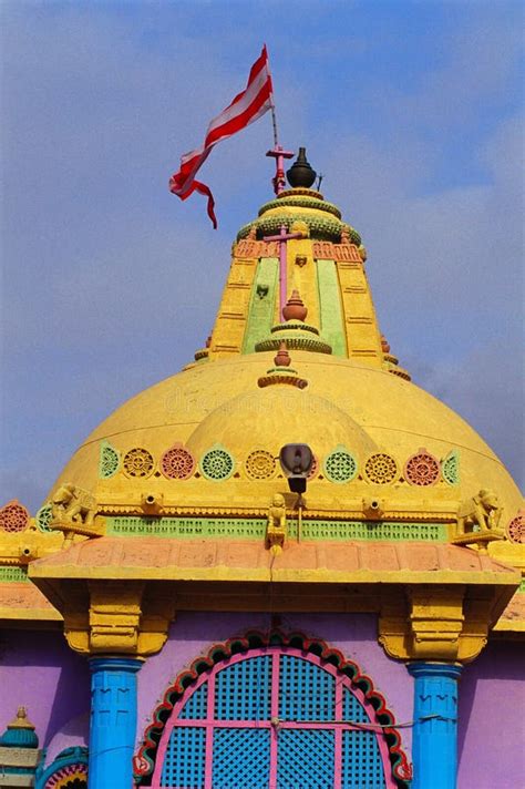 Narayan Sarovar Temple Gujarat India Stock Image Image Of Flags