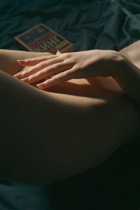 headless naked floret безголовые фигуры naked floret erotic
