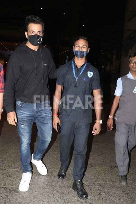 Sonu Sood Clicked At The Airport Mobbed By Fans