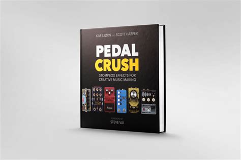 The Minimoog Book Bjooks