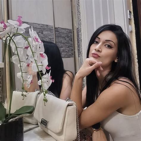 Елиза Николаева Elissanikolaeva On Threads