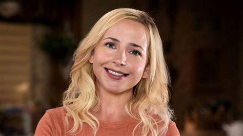 The Conners Lecy Goranson On The Shows Success And Her Characters