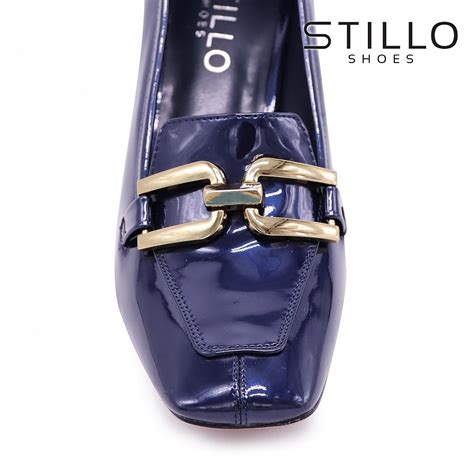 Сини дамски обувки на ток с катарама 44101