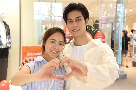 บันเทิง หวานทะลุจอ ออกัส ร้องเพลงจีบ พีพีกลางห้าง ดาเมจแรงกระแทก