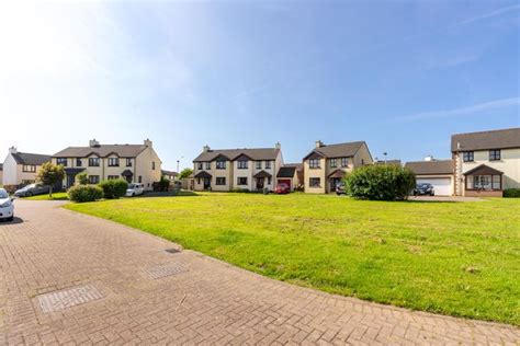 4 Foxglove Close Douglas Im2 3 Bedroom Semi Detached House For Sale
