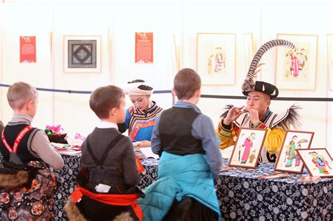 为中俄关系定向领航 为世界注入更多稳定性写在习近平主席即将对俄罗斯进行国事访问之际 滚动新闻 中国政府网