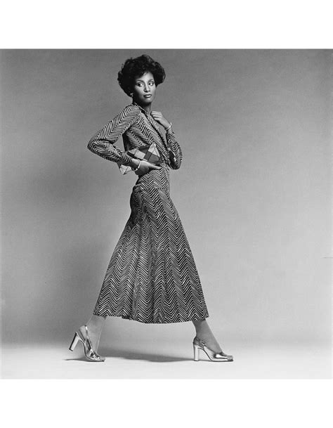 Vogue Feb 1974 © Pleasurephoto