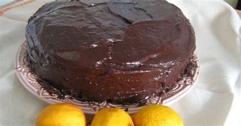 Bolo De Chocolate Recheio De Leite Condensado E Chocolate