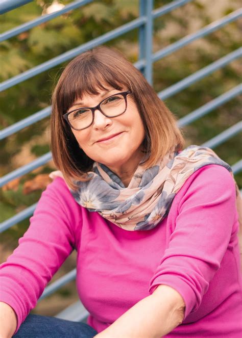 Dinah Manoff On Hollywood And Her Debut Novel The Real True Hollywood