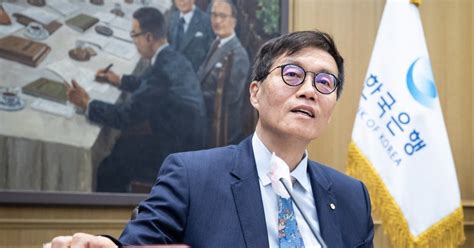 이창용 한은 총재 “가계부채 속도 잡히지 않으면 심각하게 금리 인상 고려”