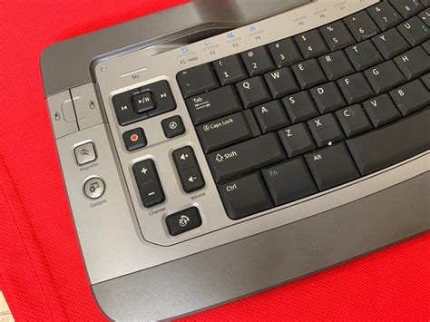 Microsoft Bluetooth Keyboard Model 7000 Computers And Tech Parts And Accessories Computer