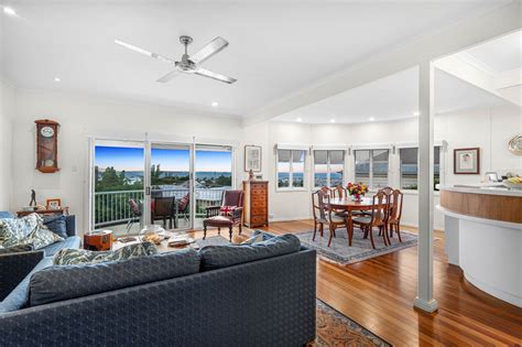 32 Benalla Street Manly QLD 4179 Domain