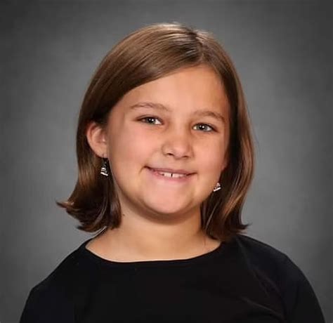 חשש לחטיפה בניו יורק שרלוט בחולצת הפוקימון יצאה לרכוב בפארק ונעלמה