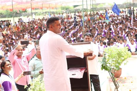 If I Come To Fight Then Only One Will Be Left Raj Min Attacks Pilot The New Indian If I Come