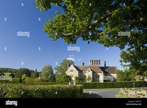 Batemans The Jacobean House That Was The Home Of Rudyard Kipling From 1902 To 1936 At Burwash