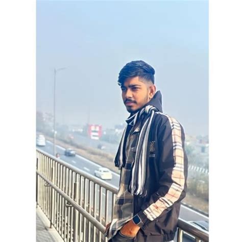 Navin Rajput Parmar 00 2 Threads Say More