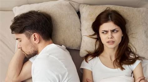 Husband Goes Round To Female Colleague S House For Lunch And Gives Her