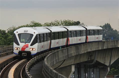 Smaller Train Stations And Capacity For Lrt3 To Help Reduce Cost