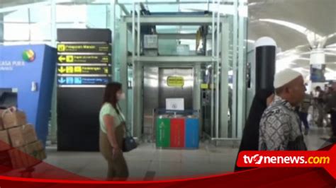 Buntut Wanita Tewas Terjatuh Polisi Periksa 12 Saksi, Operasional Sisi Kanan Lift Bandara KNIA ...