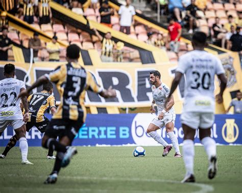 Santos é derrotado pelo Amazonas FC e perde 100 de aproveitamento na