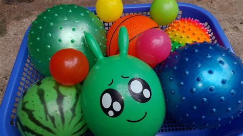 WOW MENEMUKAN BOLA KECIL BERWARNA BOLA SEMANGKA BOLA BERDURI WARNA