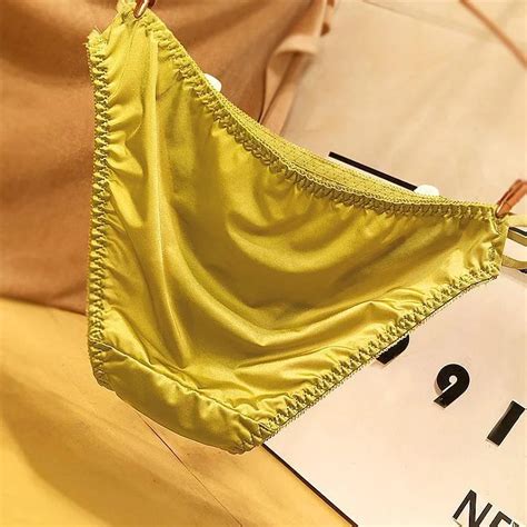 Billionm Thin Belt Womens Panties Satin Three Dimensional Flowers Breathable Comfortable