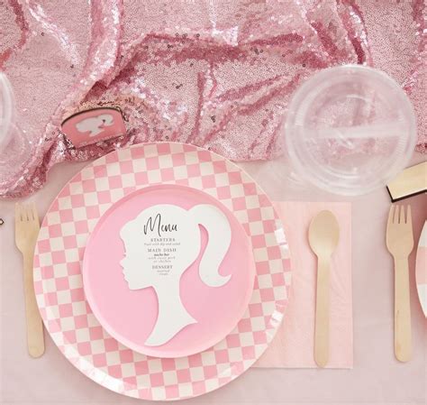How To Throw A Barbie Birthday Party The Price Adventure 色