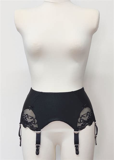 Black Scarlett Garter Belt Cocosretrocloset