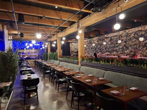 Lia Updated June Photos W Illinois St Chicago Illinois Tapas Small Plates