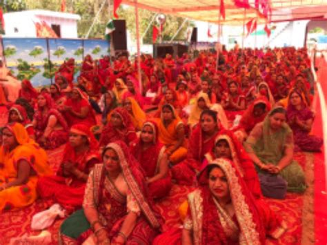 Devi Bhagwat Katha Gyan Mahayagya In Sitaram Temple Devotees Thronged