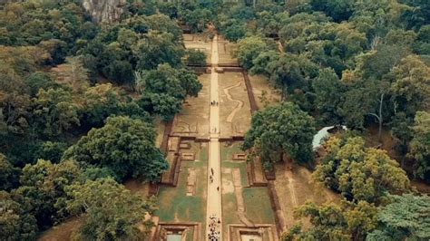 Vaneeza Faraz Is Fundraising For Travelteer Impact